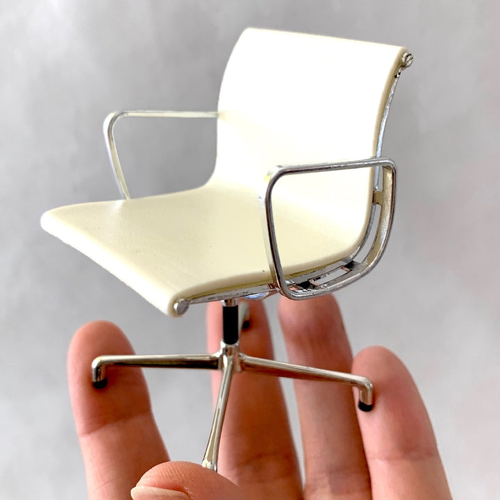 Miniature Chairs – BCmini